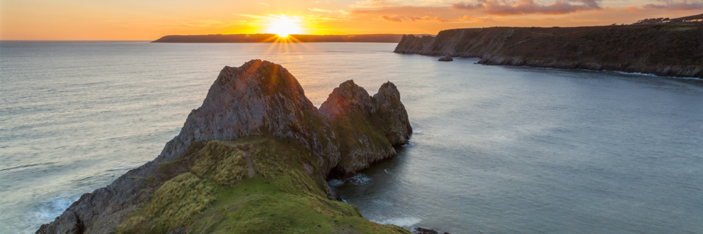 Everything you need to know about Three Cliffs Bay | OS GetOutside