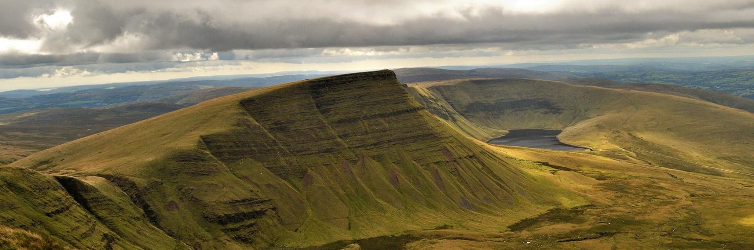 A 100-mile walk through the Brecon Beacons (Bannau Brycheiniog) | OS ...