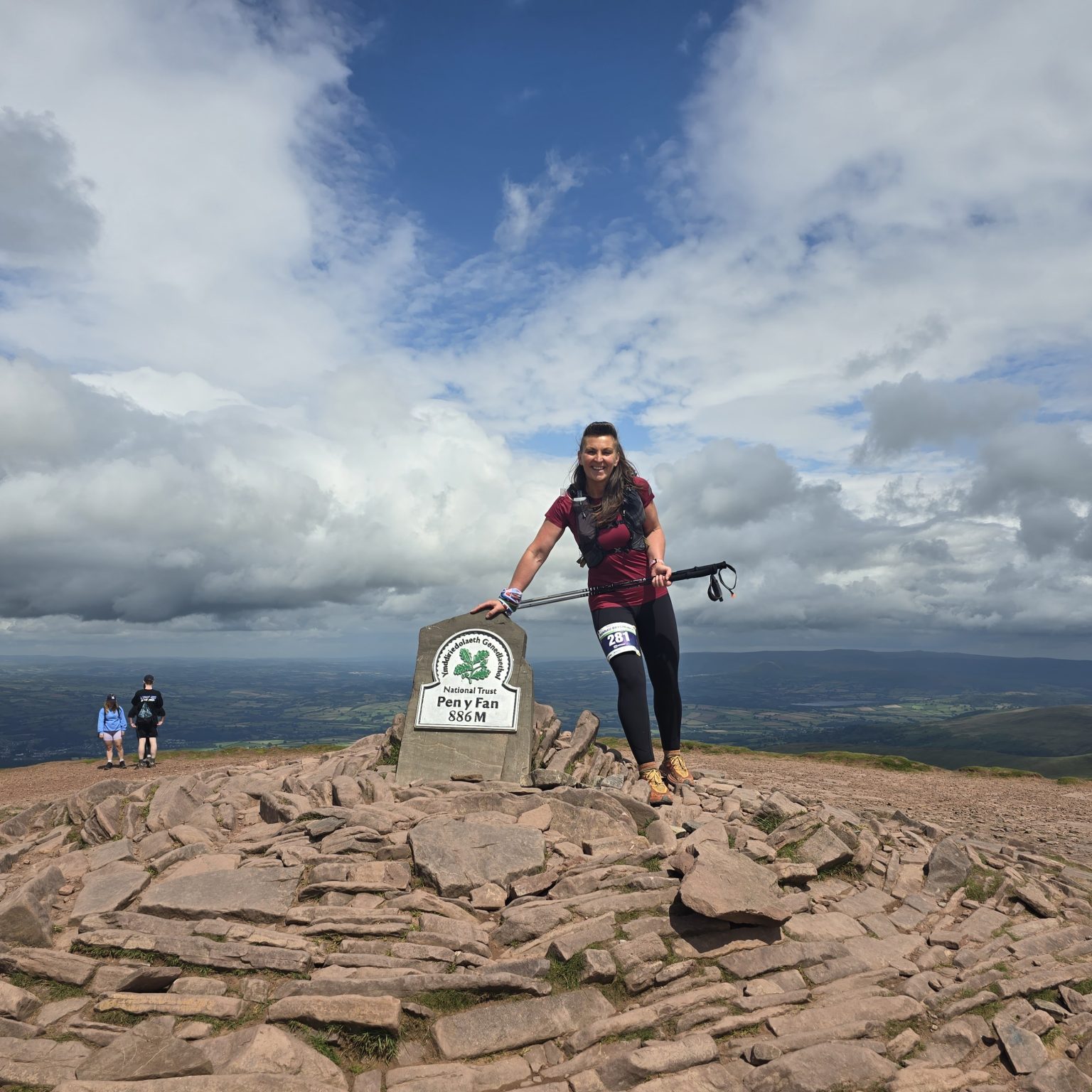 A 100-mile walk through the Brecon Beacons (Bannau Brycheiniog) | OS ...