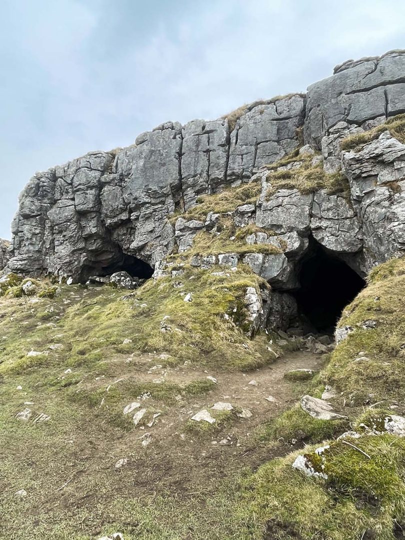 Victoria Cave, Jubilee Cave and Warrendale Knotts from Settle - OS ...