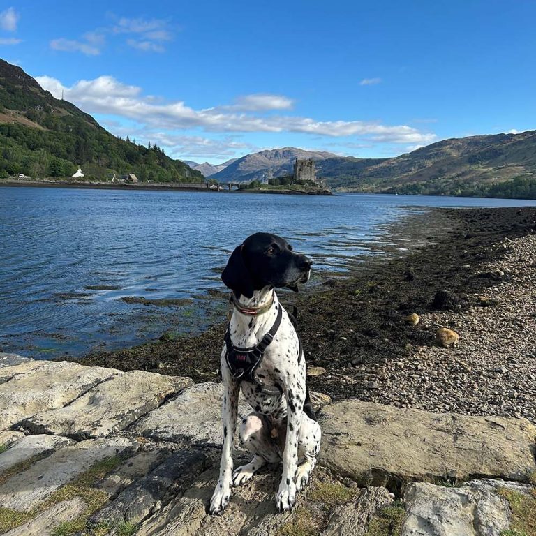 Blà Bheinn - A stand alone Munro on the Isle of Skye - OS GetOutside